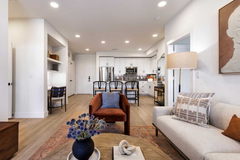 New Apartments in Georgetown TX | Caroline Georgetown Photos