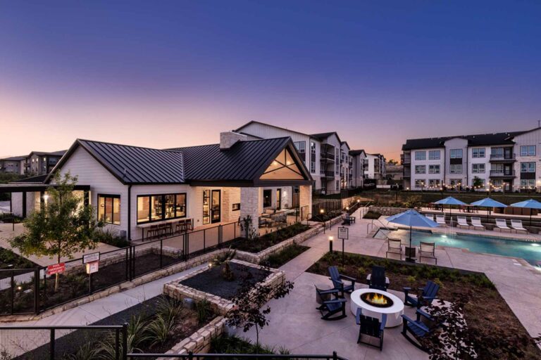 View Photos & Videos | Georgetown Apartments for Rent - Caroline Georgetown